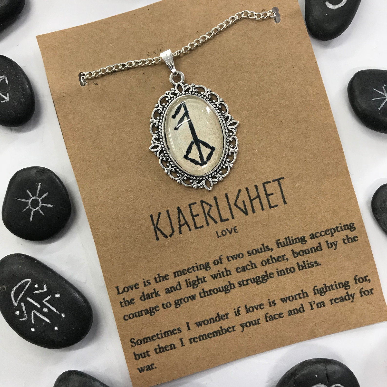 Kjaerlighet. Wikinger Runen Halskette. Rune für die Liebe. | Etsy