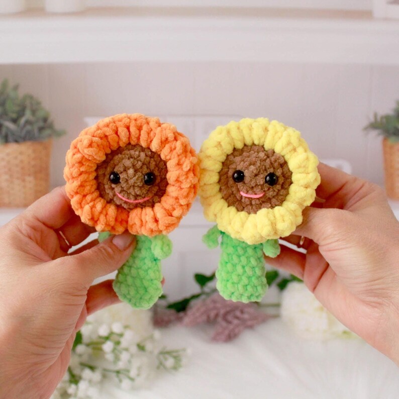 Crochet Sunflower Pattern Fidget Clicker PDF, Pocket Hug Sensory Toy ...