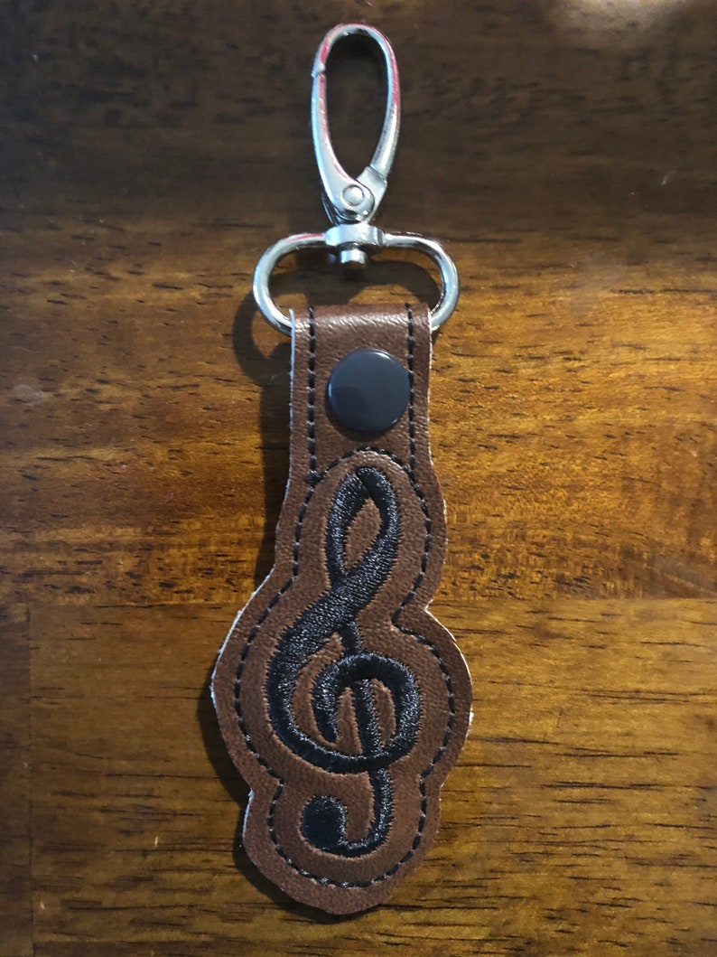 Treble Clef Music Note Snap Tab in the Hoop Embroidery Design - Etsy