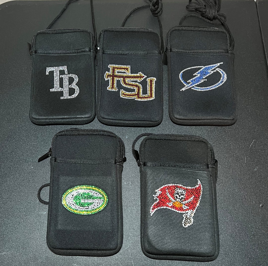 Perfect Stadium Purse Small Zippered With Front Pocket Black Neoprene ...