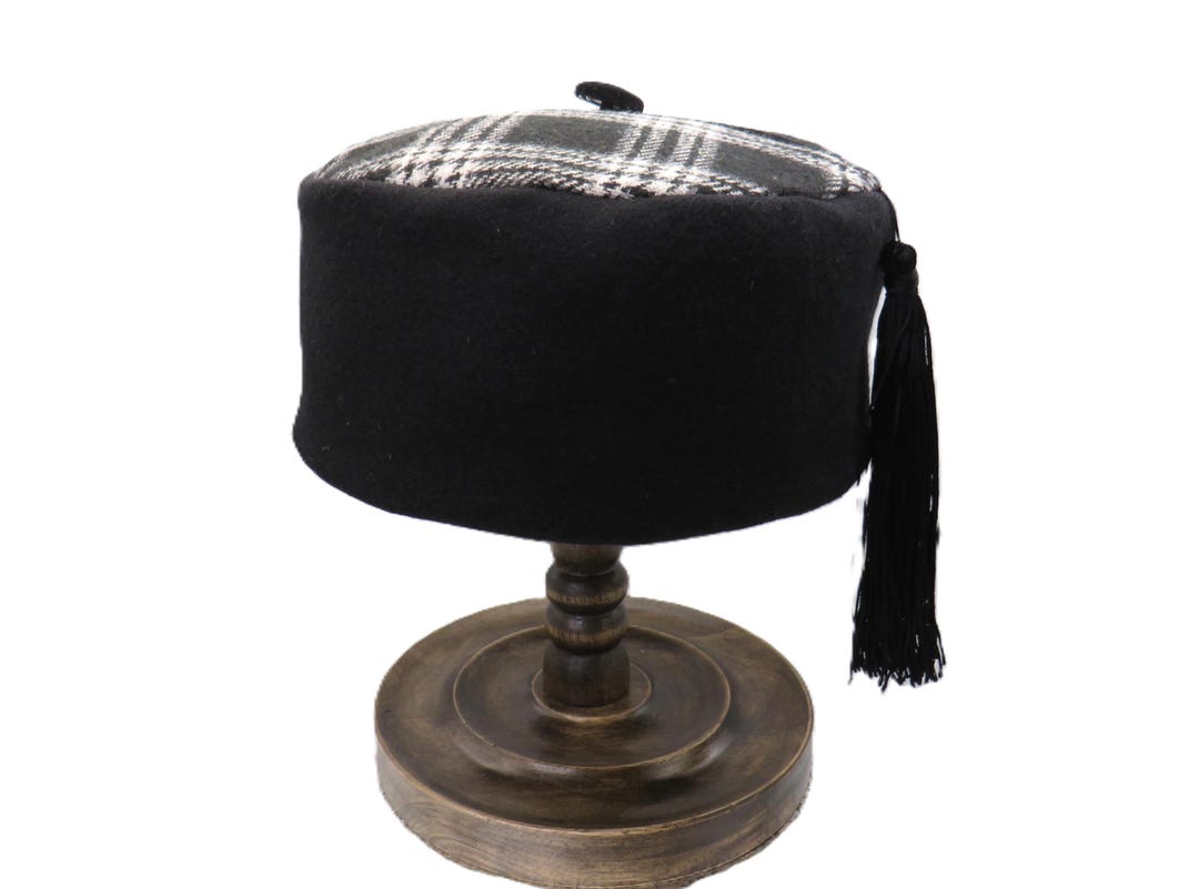 Wool Tweed Smoking Cap Black With Check Crown and Silky Tassel ...