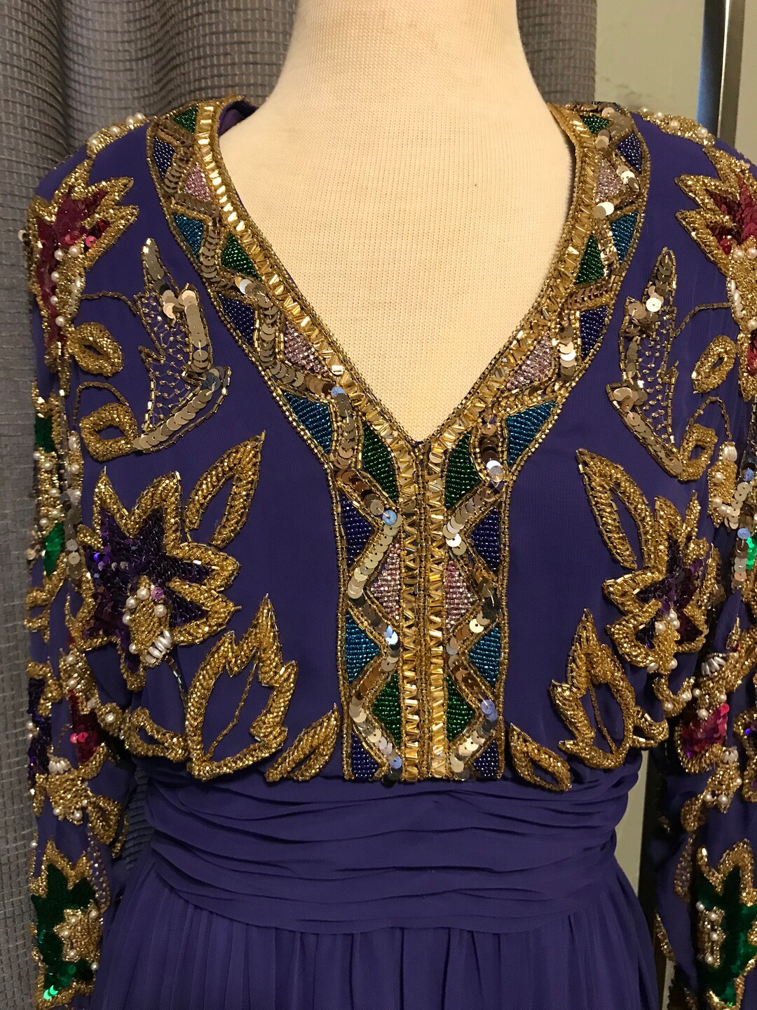 VOLUP Victoria Royal Ltd. Purple Layered Chiffon Gown With AMAZING ...