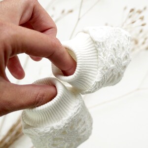 Baby Mittens Sewing Pattern Download & HD VIDEO | 0-3 + 3-6 Mths | Baby ...
