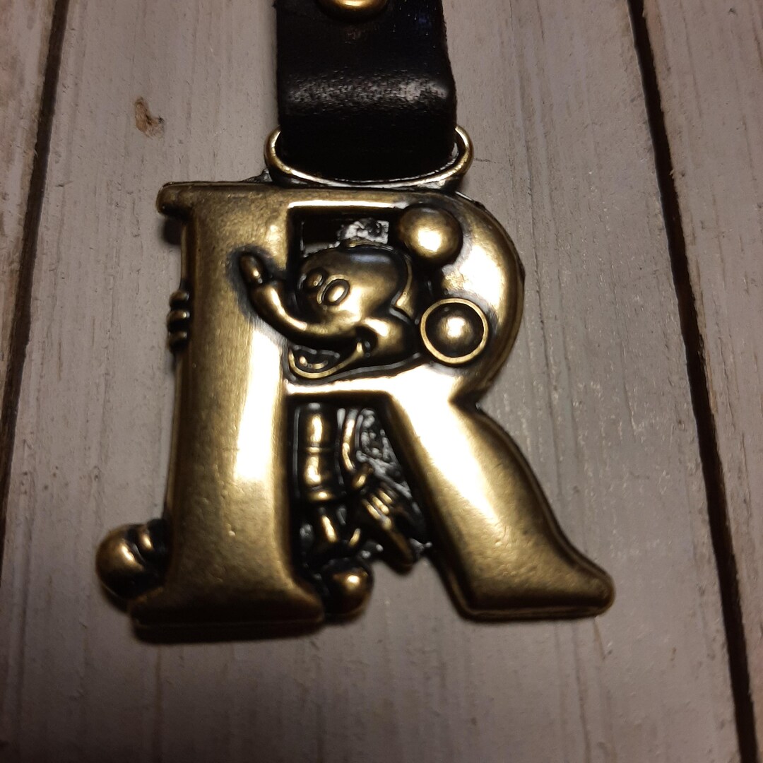 Vintage 80s 90s Walt Disney Mickey Mouse Brass Keychain Big Letter ...