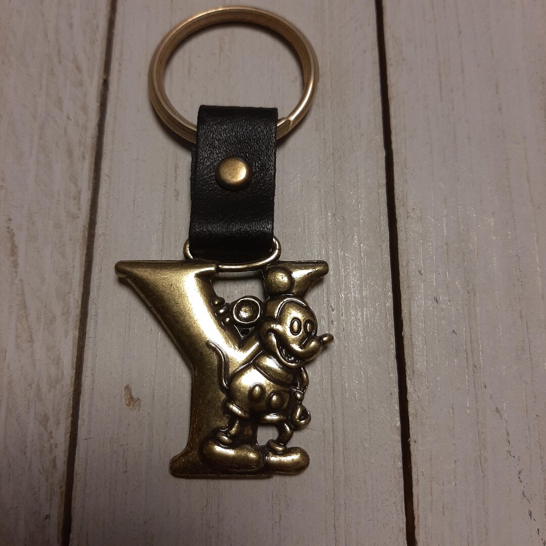 Vintage 80s 90s Walt Disney Mickey Mouse Brass Keychain Big Letter ...
