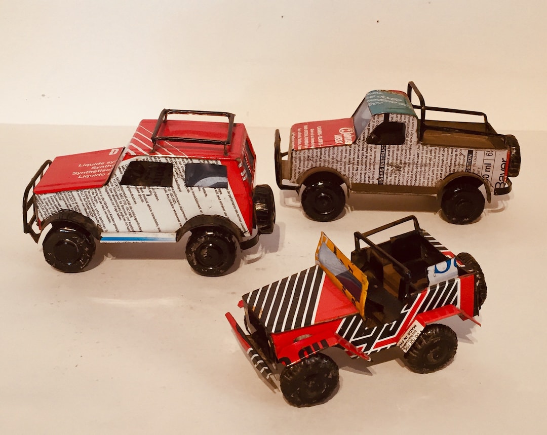 Madagascar Recycled Metal Folkart Jeep - Etsy