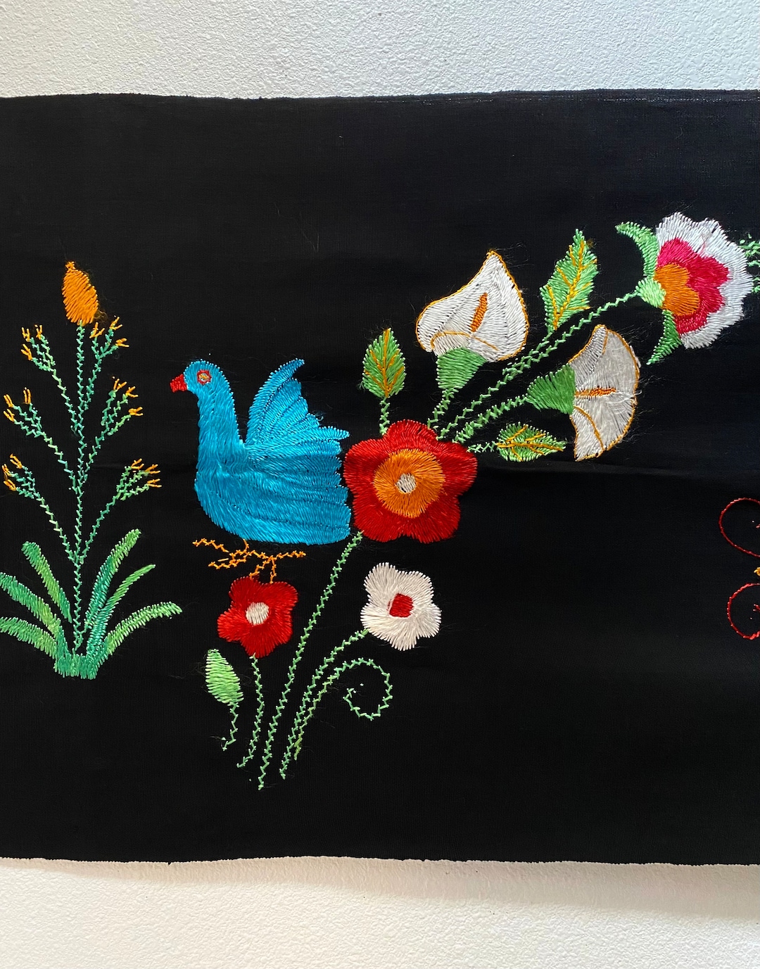 Hand Embroidered Flora and Fauna Vintage Textile - Etsy