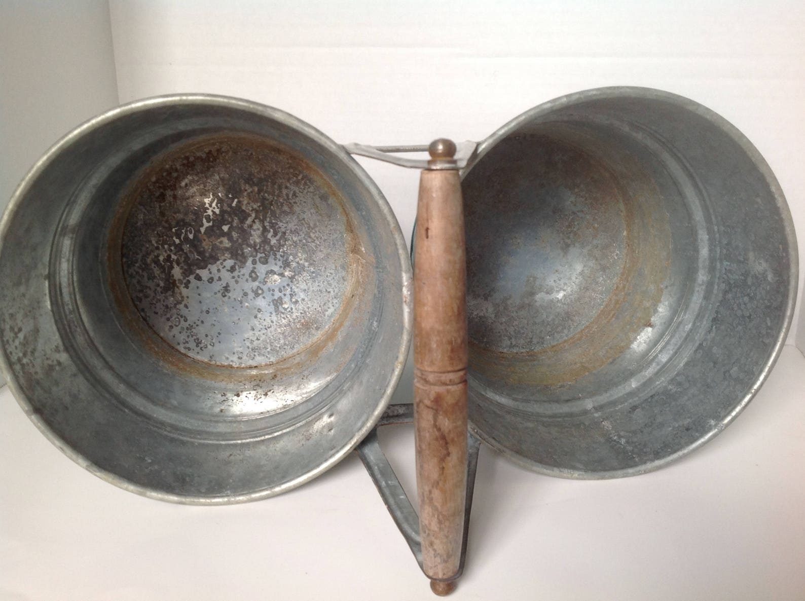 Vintage Farmhouse Double Pails/attached Galvanized Buckets/wooden ...