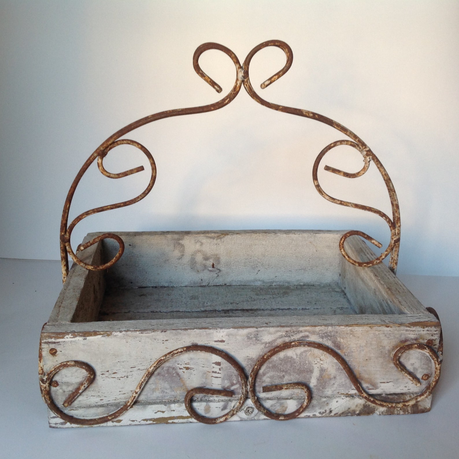 Rustic Primitive Wood Box/farmhouse Basket/salvaged Wood/rusty Iron ...