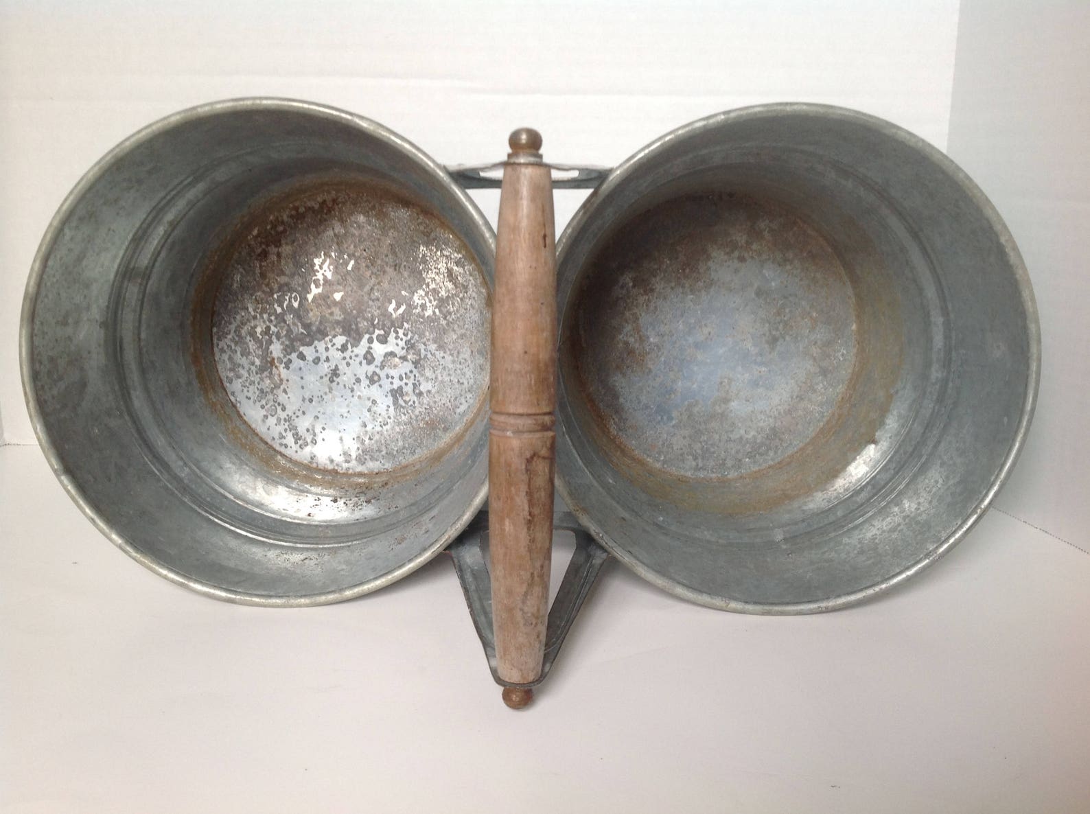 Vintage Farmhouse Double Pails/attached Galvanized Buckets/wooden ...