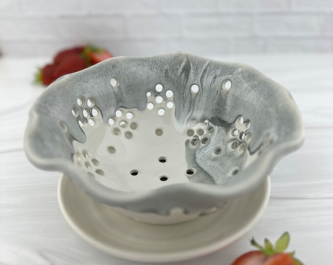 Handmade Ceramic Kitchen Pottery, Stoneware Berry Colander, Ceramic ...