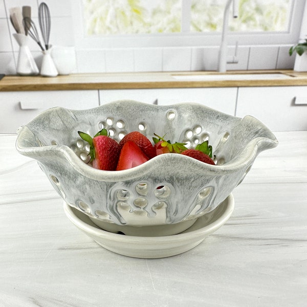 Ceramic Colander - Etsy