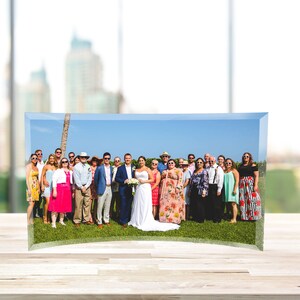 Curved Glass Picture Frame ~ Freestanding Family Portrait Display for ...