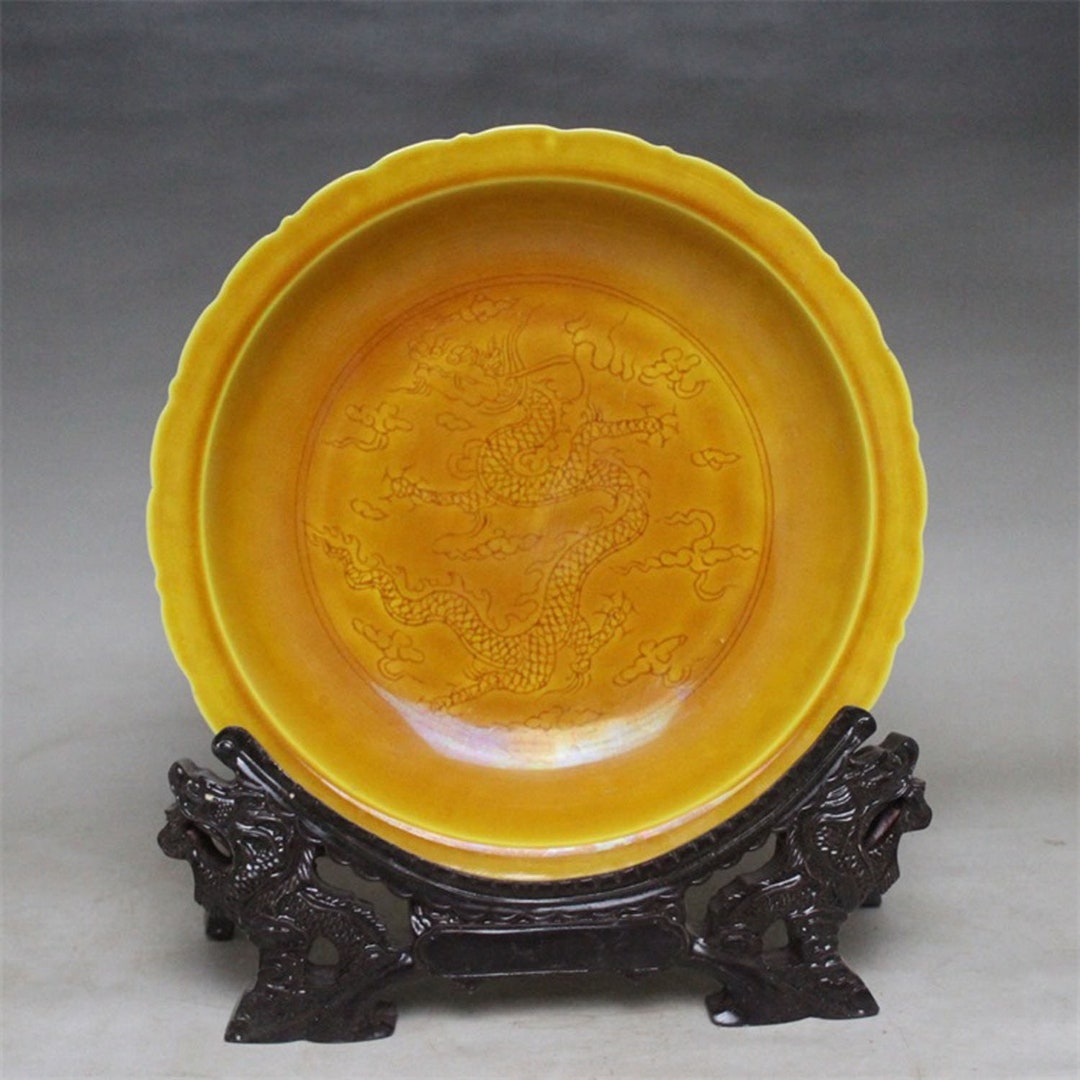 Nice Old Chinese Antique Ming Dynasty Yellow Glazed Porcelain Dragon ...