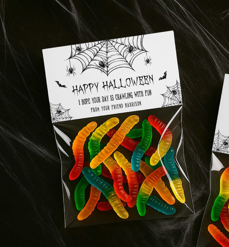 Spider Web Halloween Treat Bag Topper: Printable Favor Tags (DIY ...