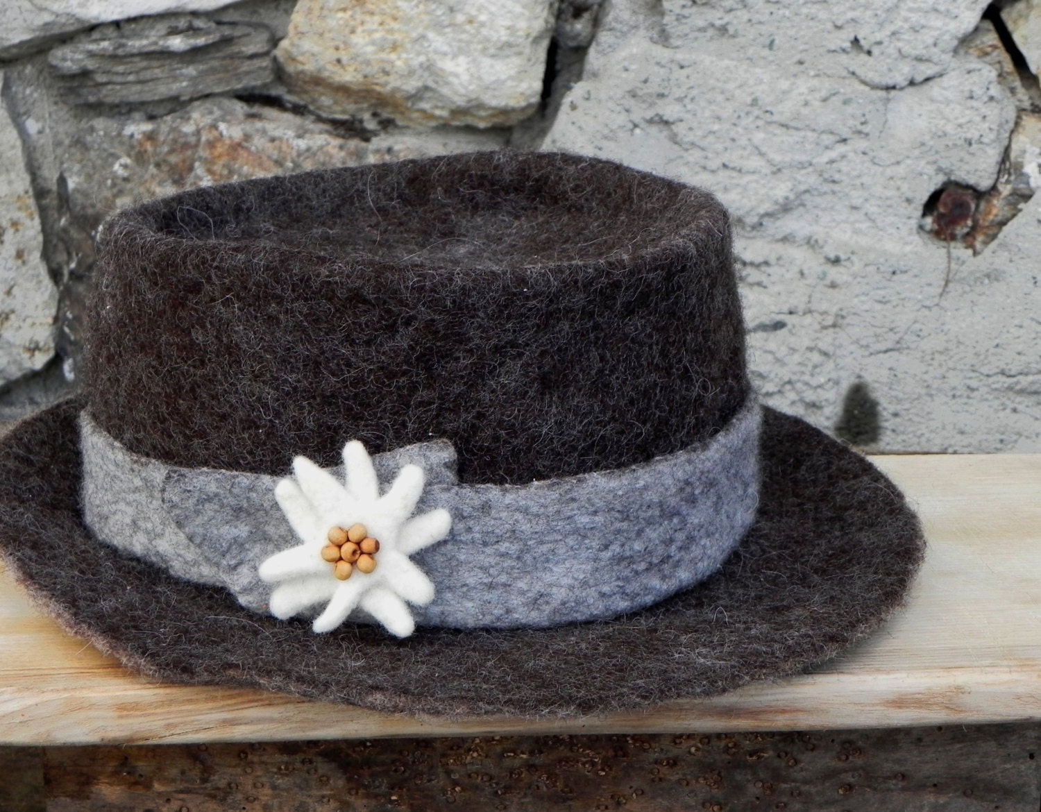 Edelweiss Felt Pin, Edelweiss Felt Brooch, Felted Flower Brooch, White ...