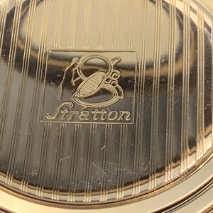 Vintage Stratton Gold Tone Compact . Made in England. - Etsy