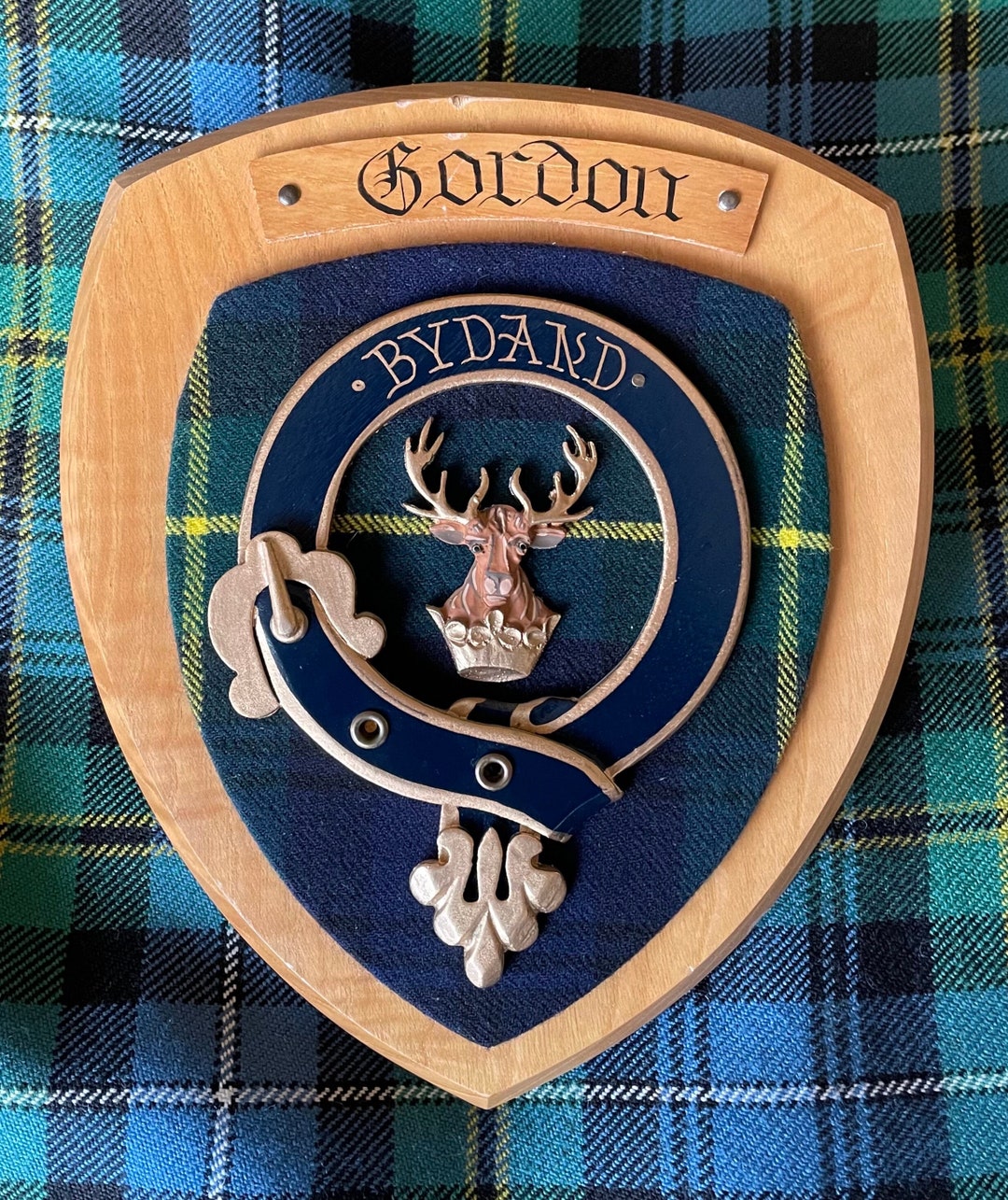 CLAN GORDON Crest Shield Coat of Arms Carved Wood Plaque With Motto ...