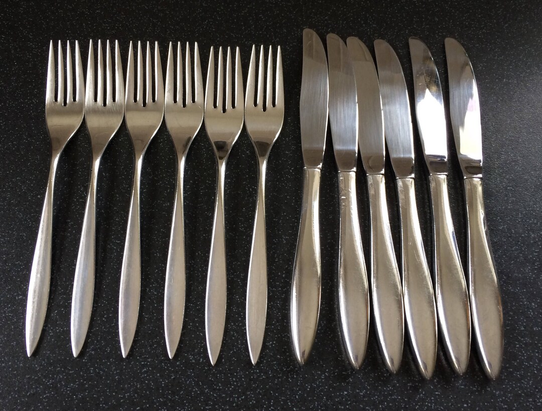 Vintage 12 Piece Oneida Silver Plate COMMUNITY SERENADE Pattern Cutlery ...