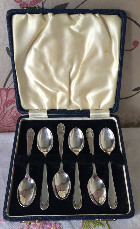 Boxed set of five silver plated EPNS vintage coffee spoons in original ...