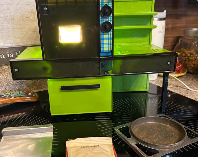 Vintage 1970's Easy Bake Oven in Original Box Working - Etsy