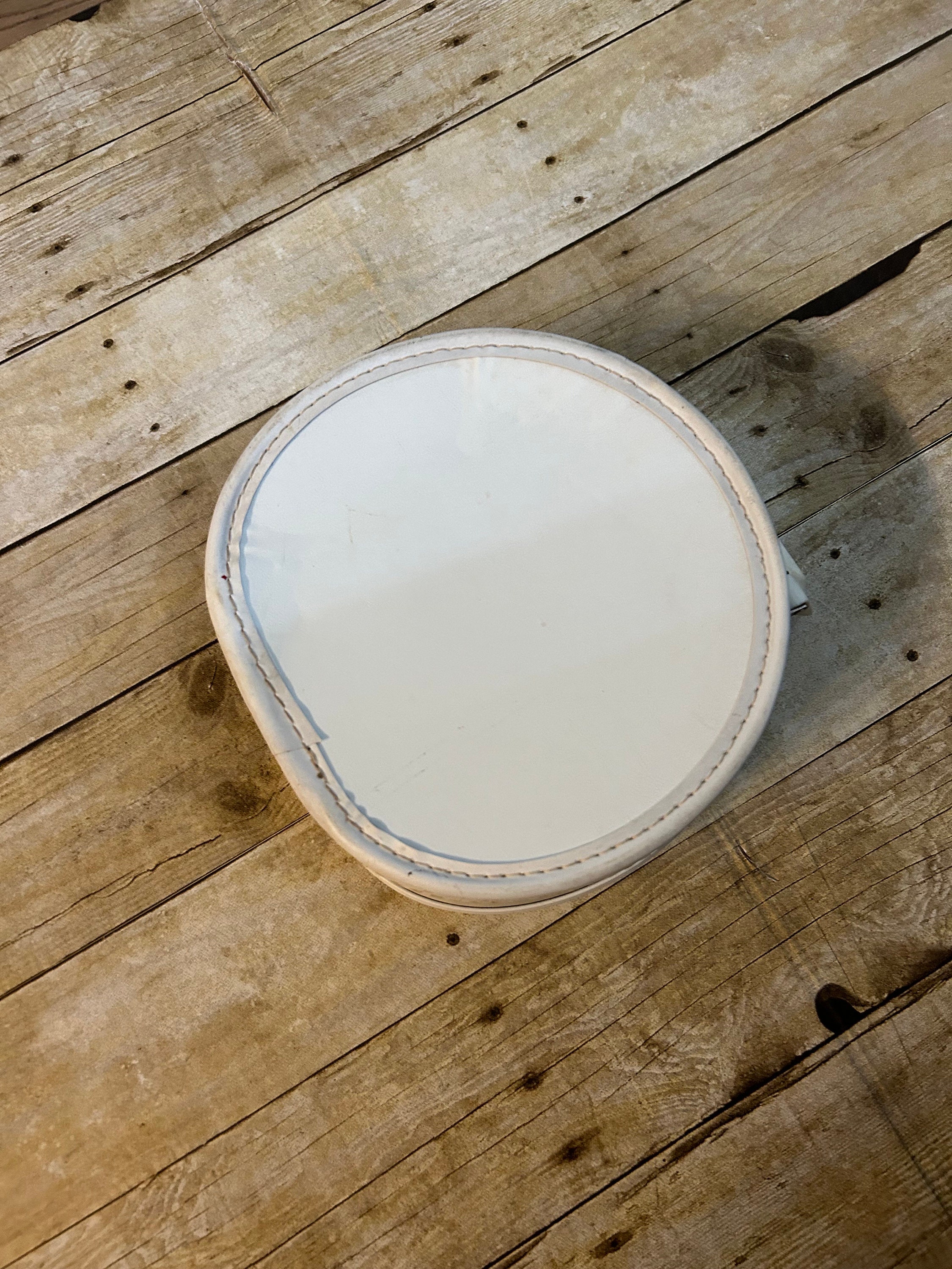 Vintage White Small Round Top Handled Case - Etsy