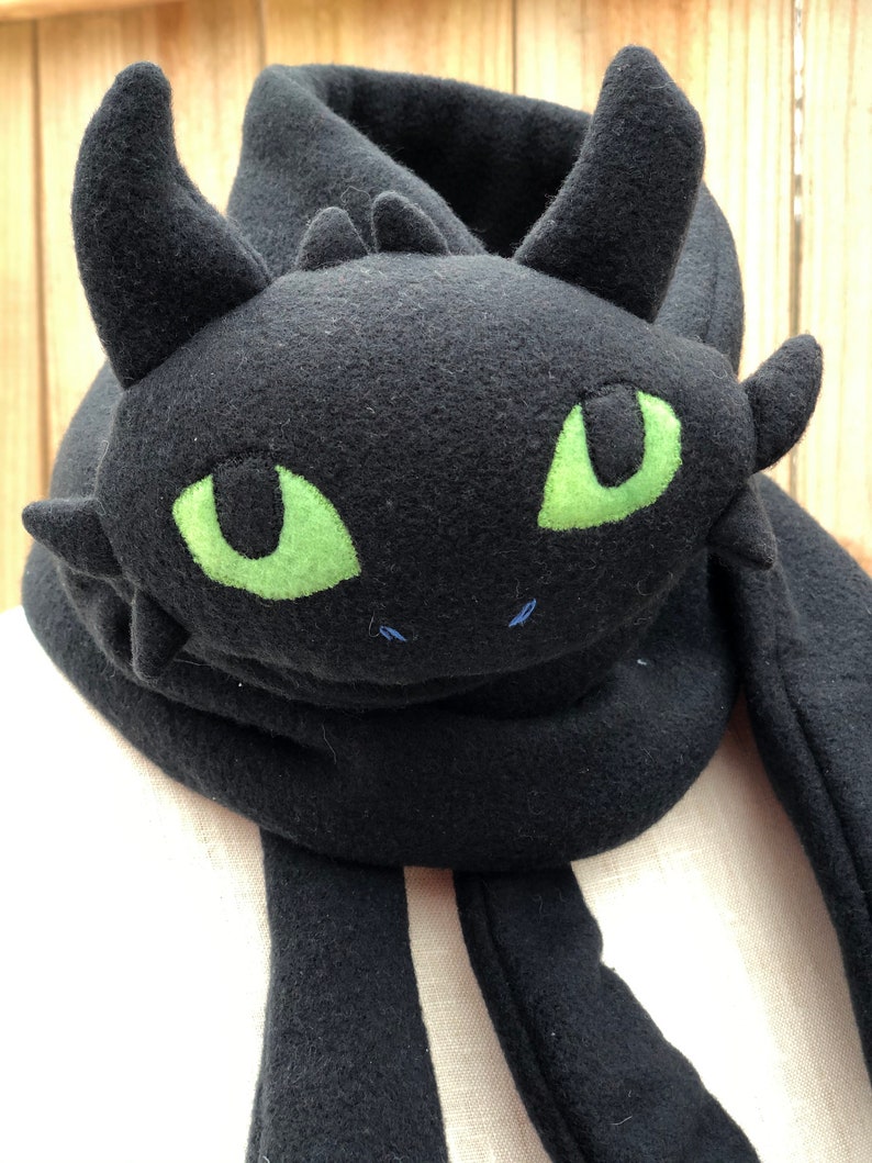 Toothless Scarf - Etsy