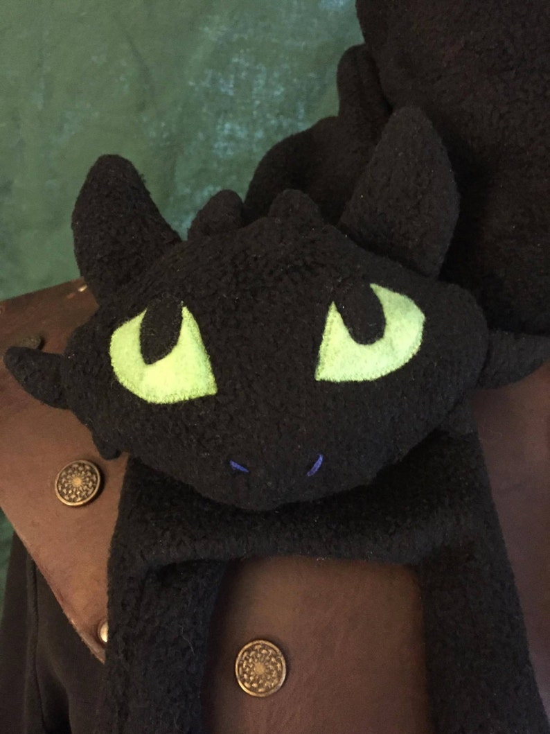 Toothless Scarf - Etsy