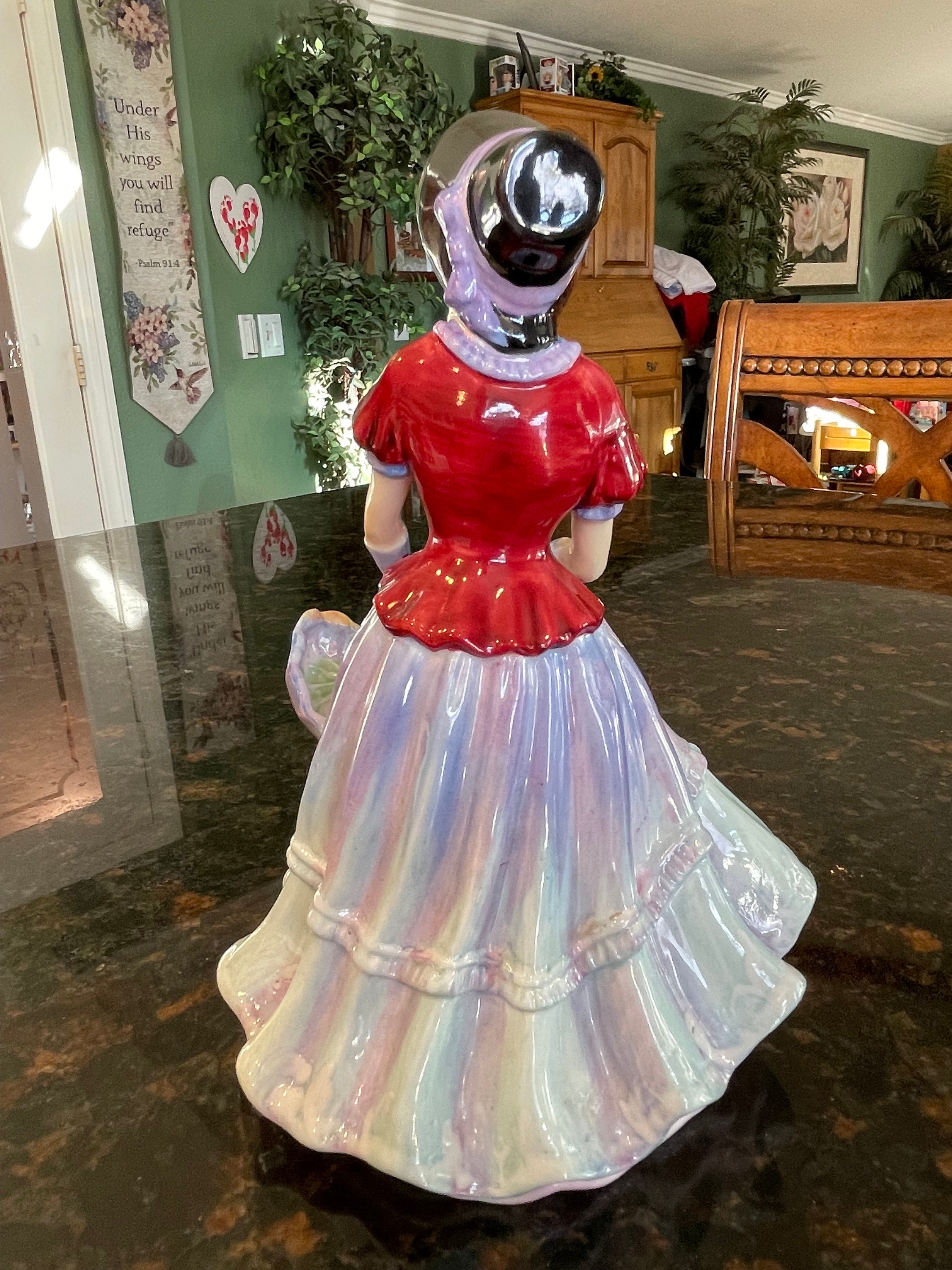 Vintage Paragon Bone China lady Sybil 105 - Etsy