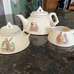 1910 Roseville Pottery Dutch Creamware Tea Set: Teapot, Creamer, Sugar ...