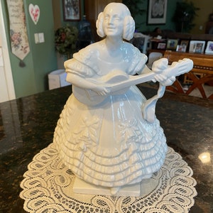 Herend Porcelain Large Opera Singer DERYNE ROZA SZEPPATAKI, With Guitar ...