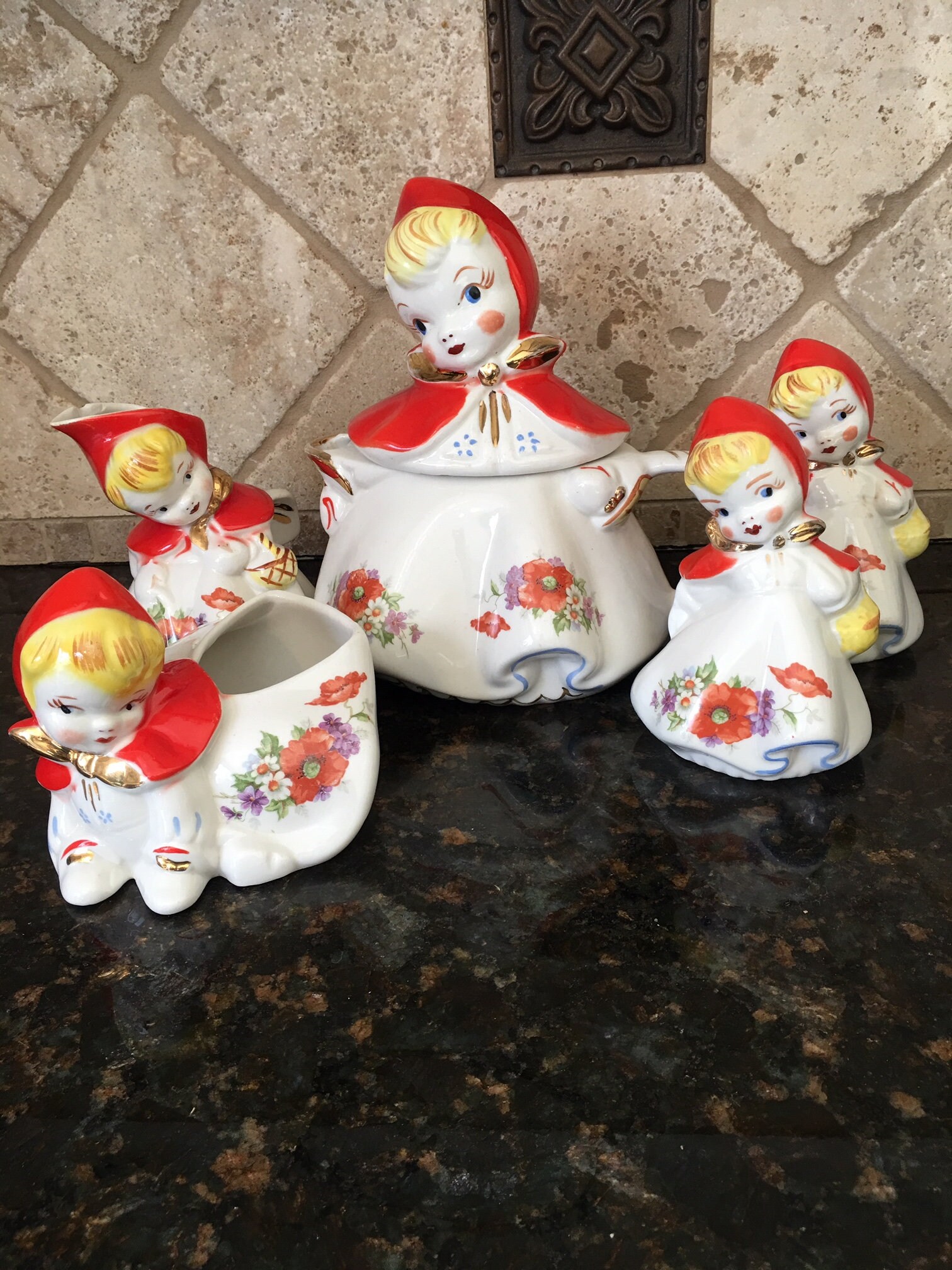 Vintage Hull USA Little Red Riding Hood 5 Pc Set: Teapot, Creamer ...