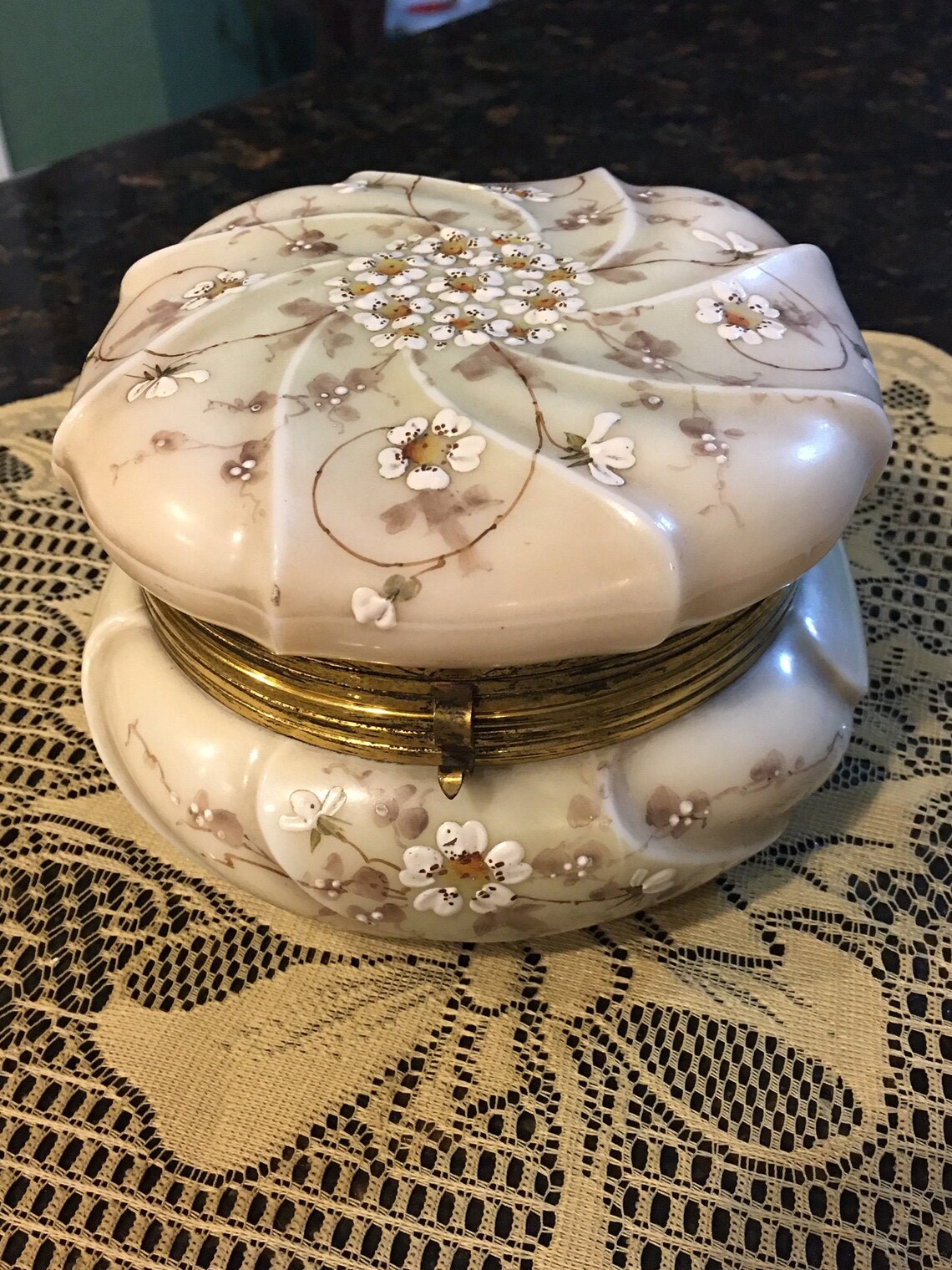 C. F. MONROE Large Wave Crest Satin Swirled Milk Glass Dresser Box ...