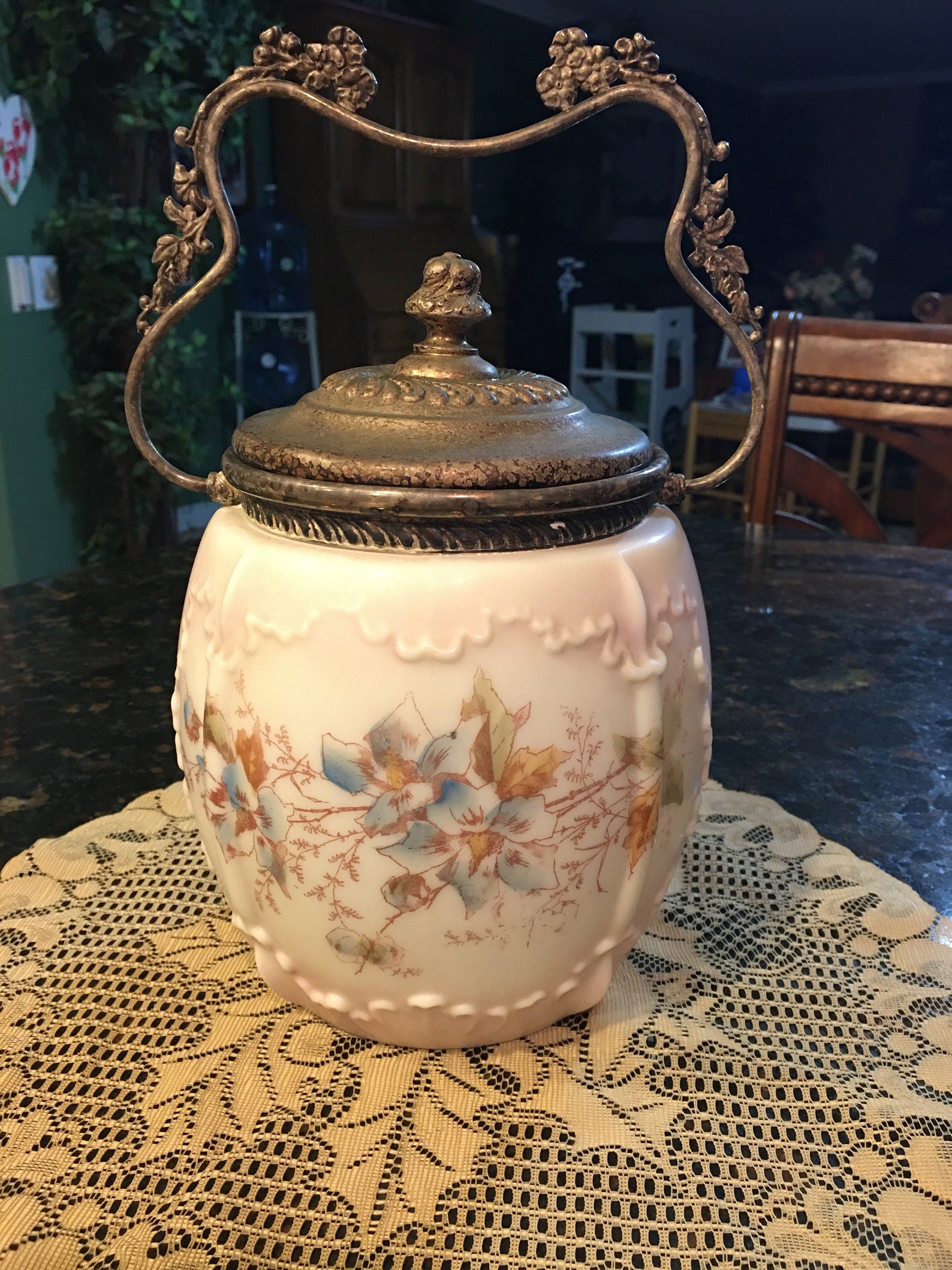 Beautiful Wave Crest CF Monroe LARGE Melon Shaped, Cracker Biscuit Jar ...