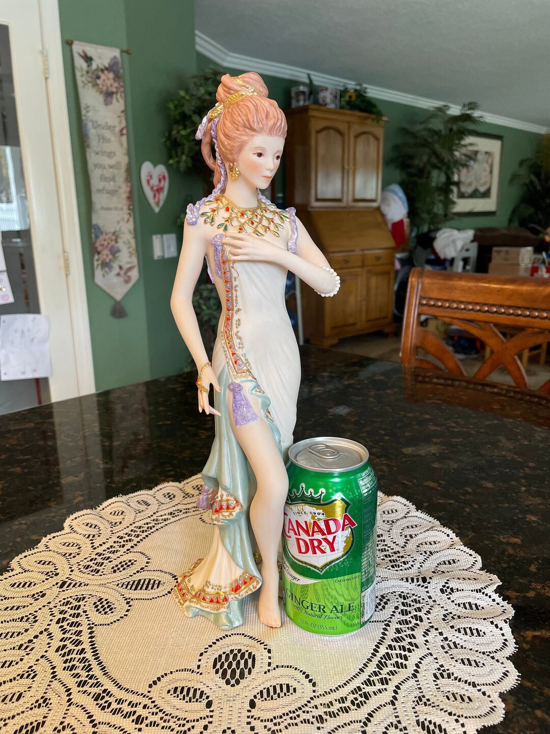 Huge CYBIS Porcelain BATHSHEBA Queen Figurine MINT Condition ~ 14.25 ...