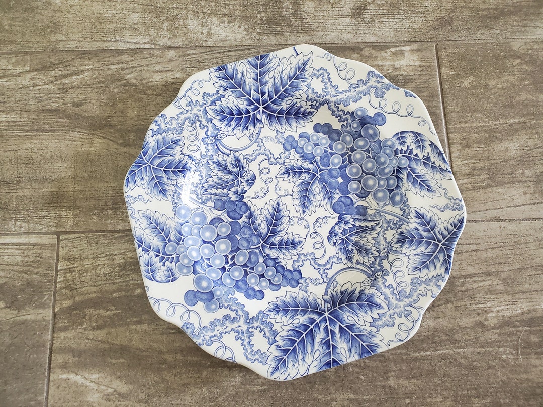 Vintage Spode GRAPES Luncheon Plate / the Spode Blue Room Collection ...