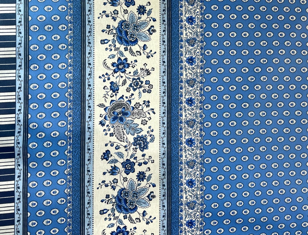 French Acrylic-coated Blue Mini Floral Fabric | Border on Sides | 60 ...