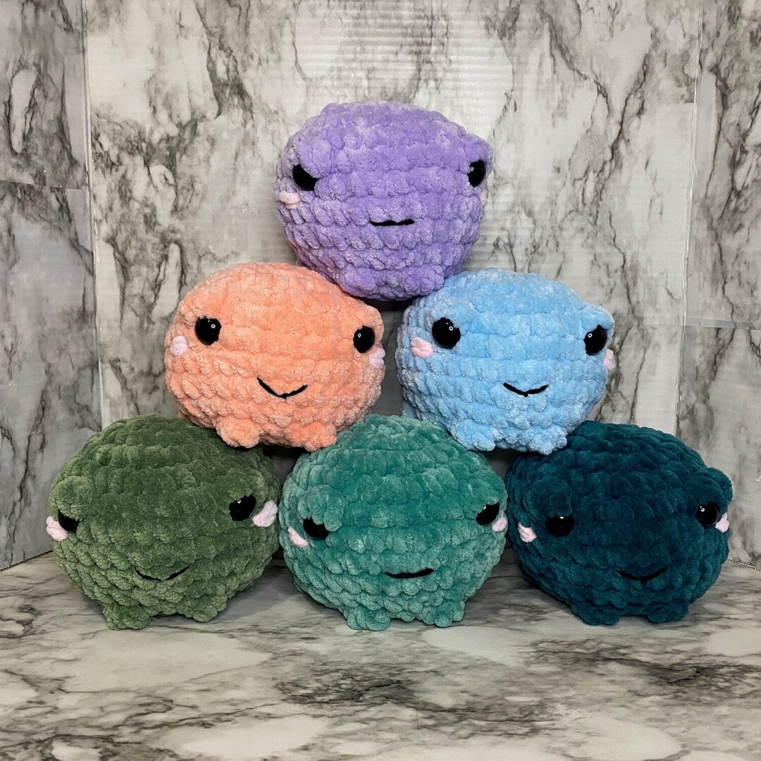 Frogs, Frog Plushie, Amigurumi, Stuffed Frog, Decor, Frog Lovers ...