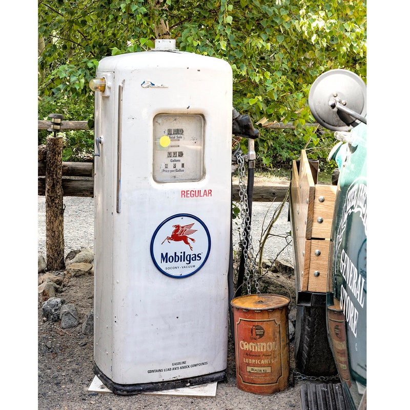 Vintage Gas Pump - Etsy