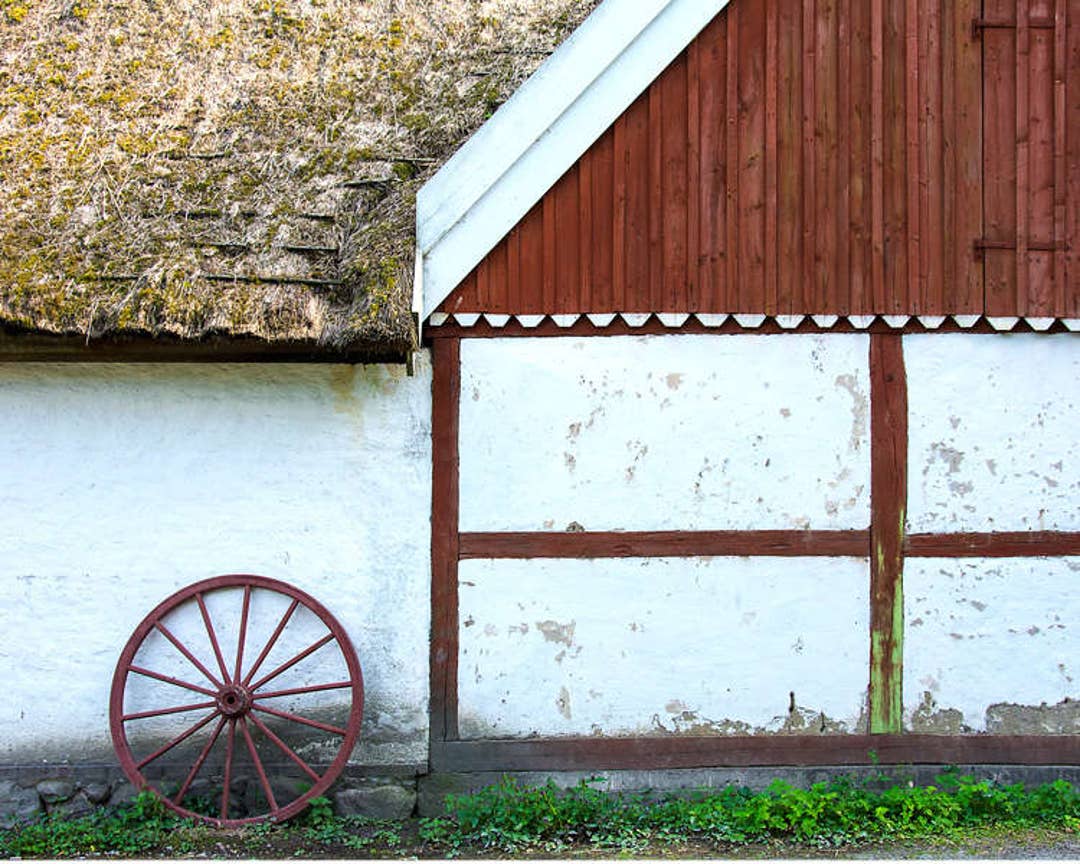Red Barn Print, Old Barn Photography, Rustic Decor, Straw Roof, Red ...
