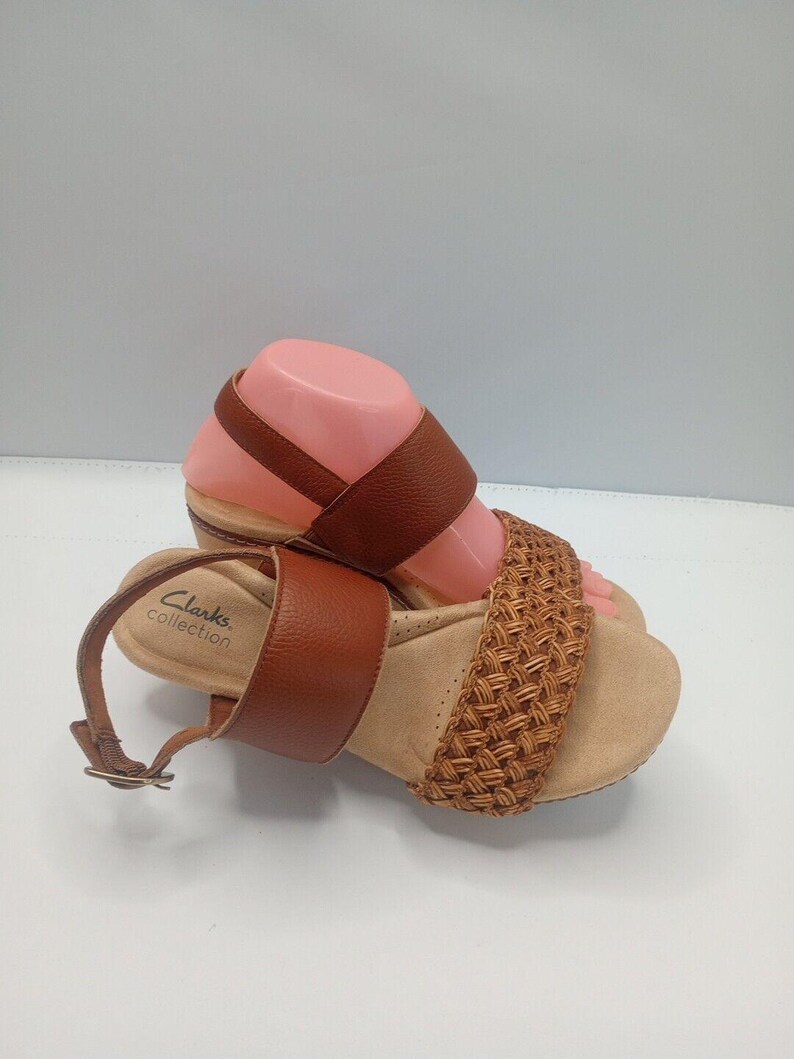 Women's Clarks Collection Seannah Step Sandals 26177439 Tan Leather 7M ...