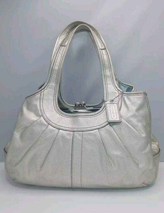 large coach silver genuine - Gem