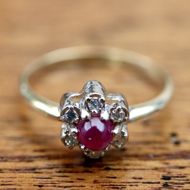 Flower 14k Gold, Ruby and Diamond Ring - Etsy