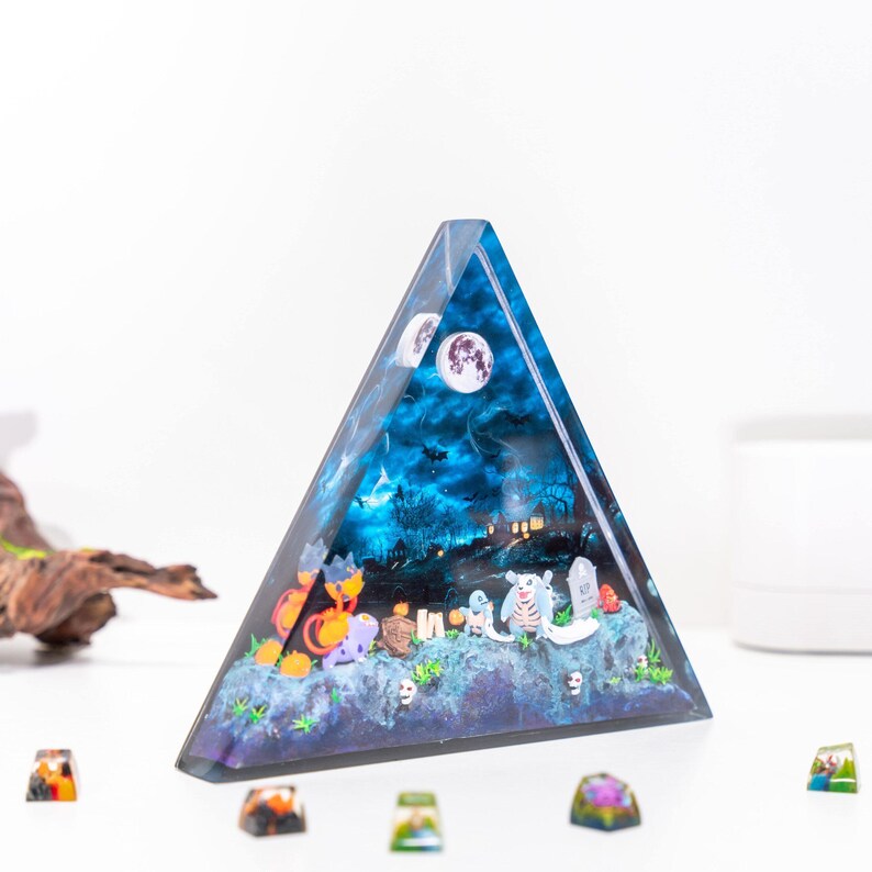 Epoxy Lamp – Halloween Pokemon Custom Night Light Triangle, Cute Spooky ...