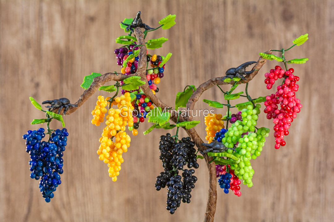 1:6 Scale Dollhouse Miniature Colorful Grape Bunch - Diorama Garden ...