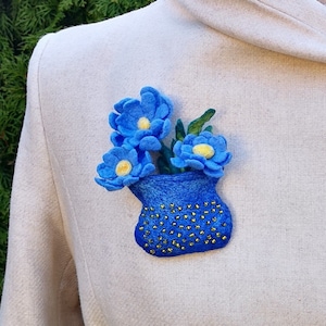 Jug of Flowers Felted Brooch, Blue Flower Pin, Wool Jewellery, Merino ...
