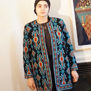Palestinian Modern & Unique Floral Embroidery/tatreez Long Sleeve Open ...