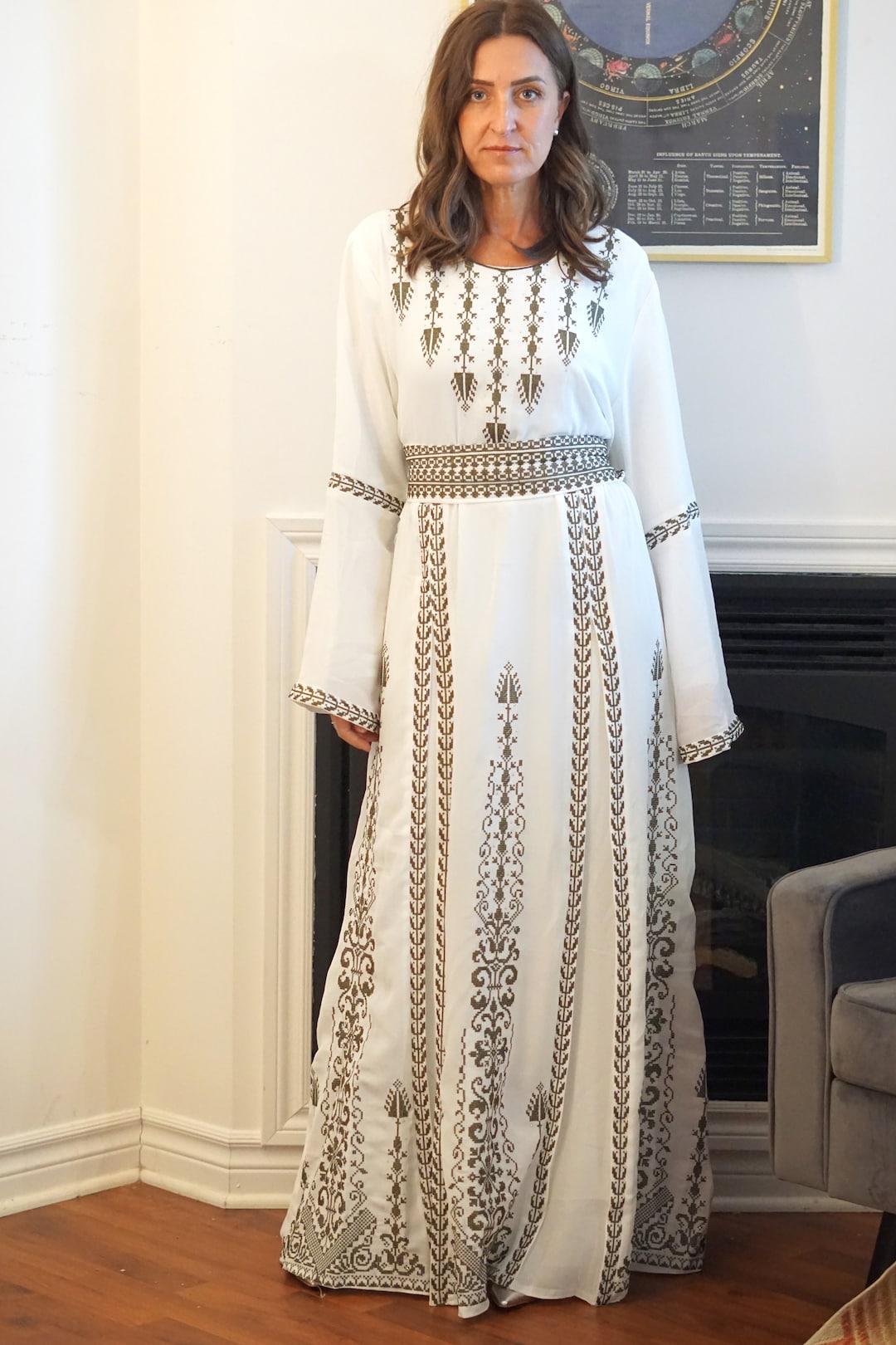 Palestinian Lightweight White Long Sleeves Thobe Dress With Machine ...