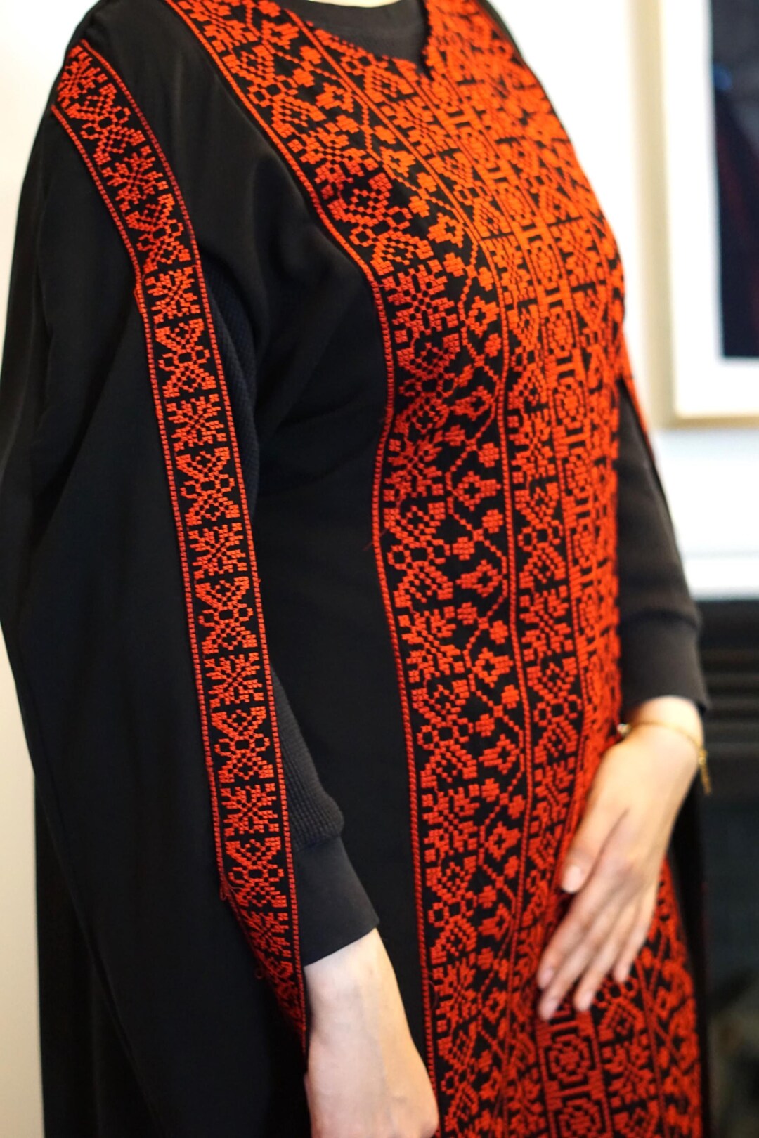 FREE SIZE Palestinian Tatreez Thobe With Sewn-in Cape for Weddings, Eid ...