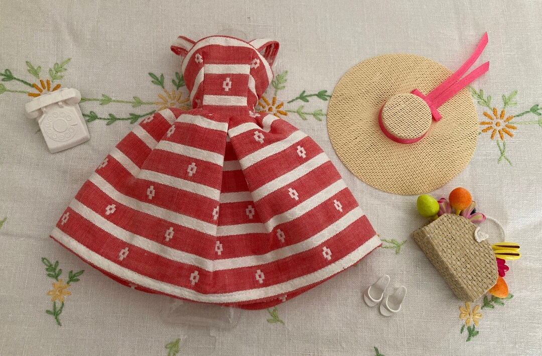 NEW 1963 Vintage BARBIE Collector Anniversary Reproduction Barbie Busy ...